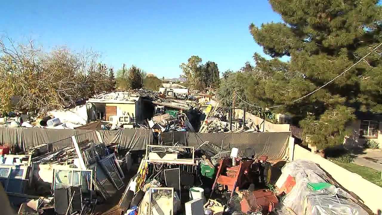 Hoarder has Enough Stuff to Fill a Football Field! - YouTube