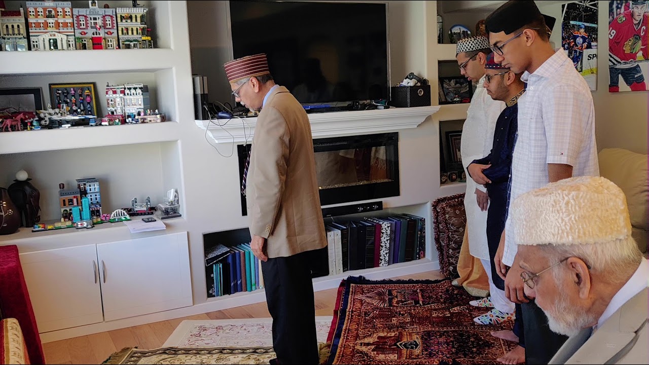 Ahmadi Muslims mark Eid al Fitr 2020 in Canada - YouTube