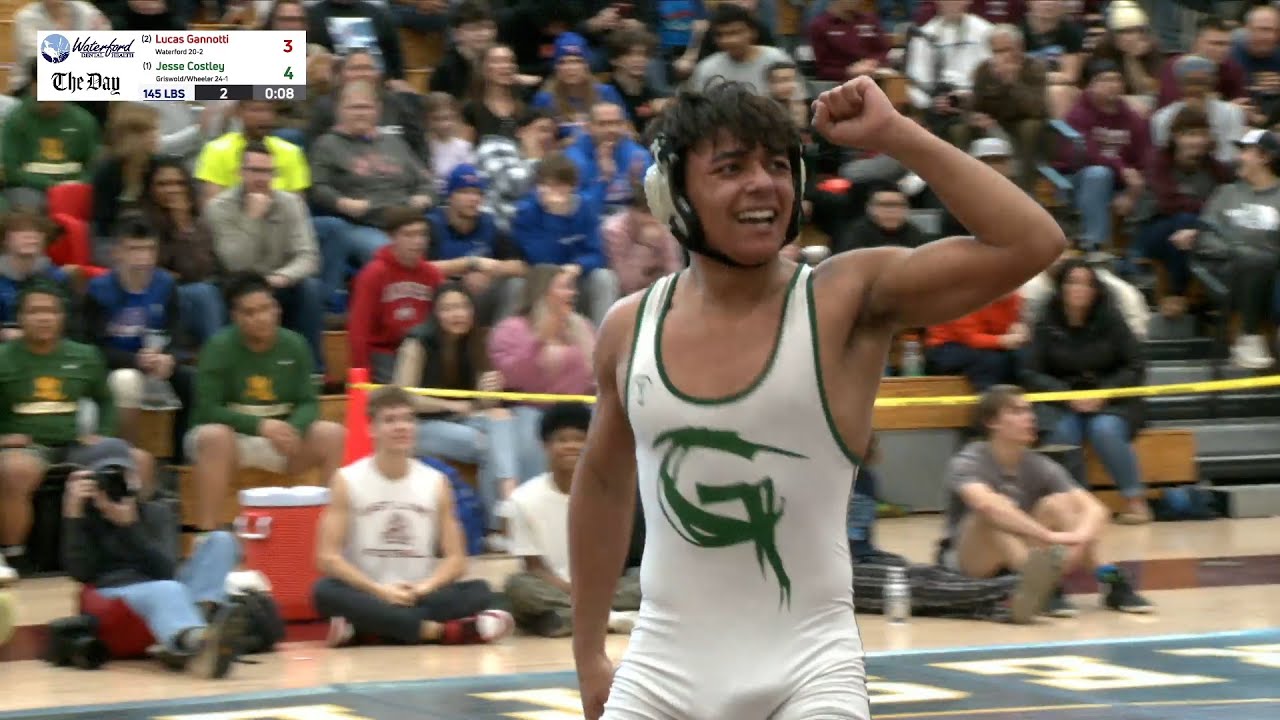 Highlights from the ECC Wrestling Championship - YouTube