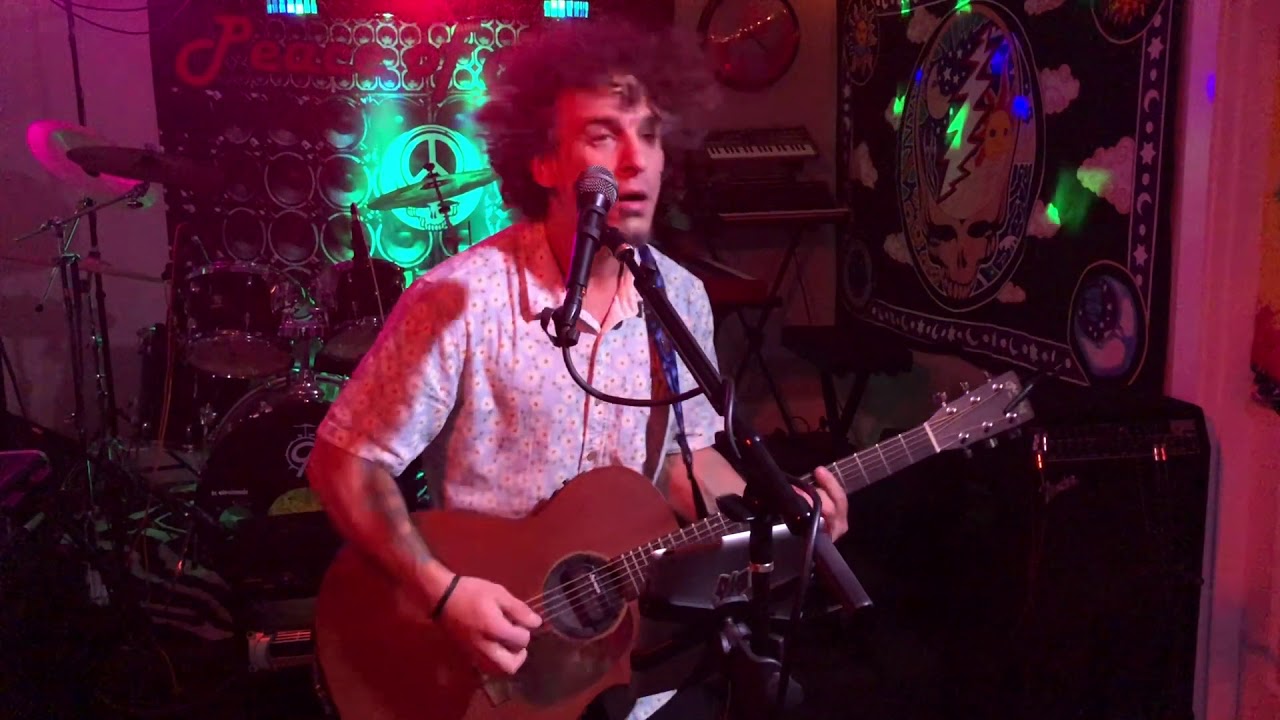 Dennis Angelo Solo Acoustic 09/19/2018 - "Float" - YouTube