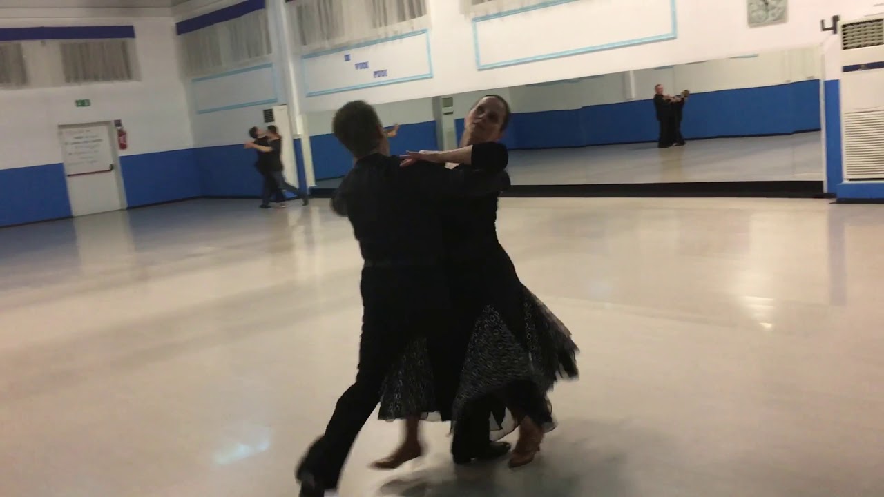 Valzer Viennese - allenamento - YouTube