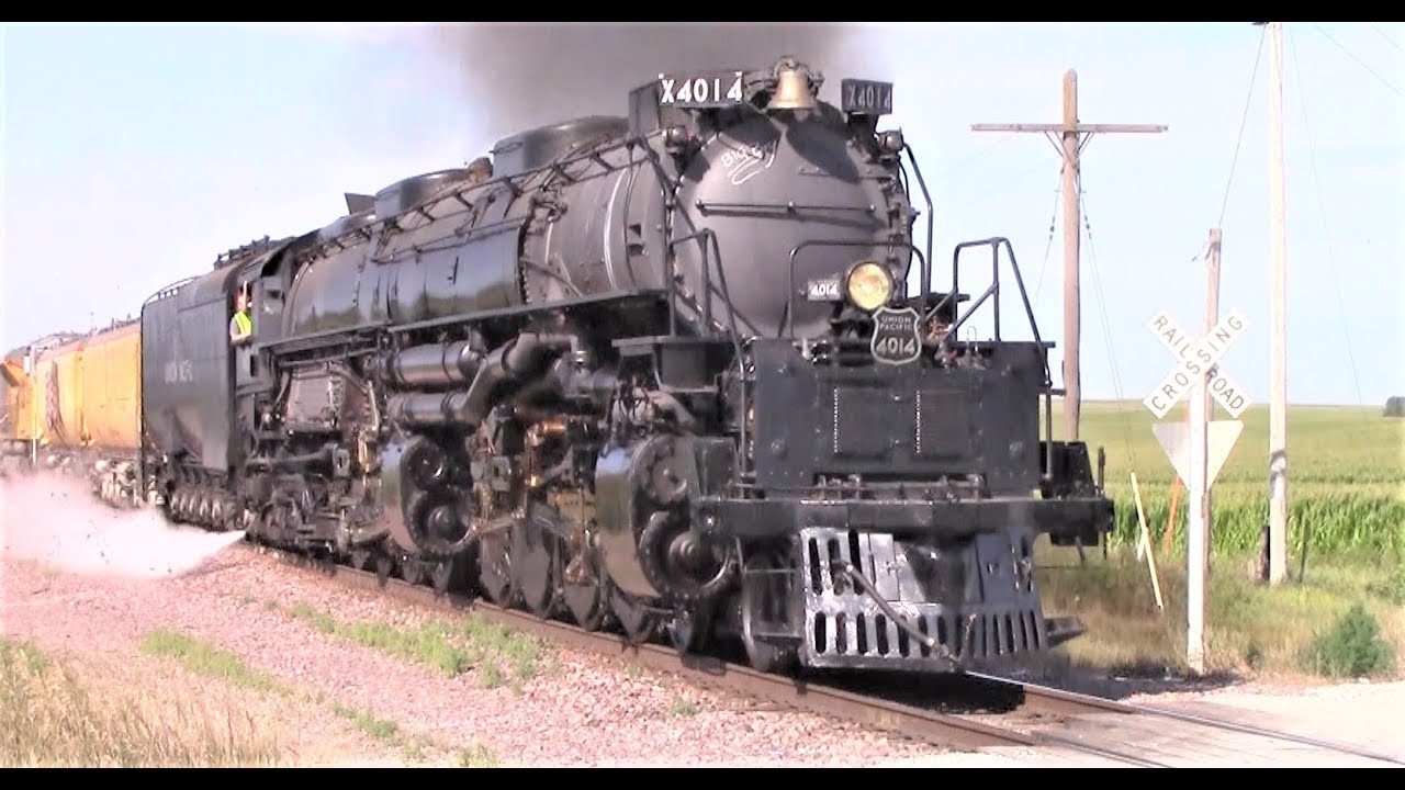 UP's Big Boy 4014 giant steam locomotive south of Nevada, Iowa - YouTube