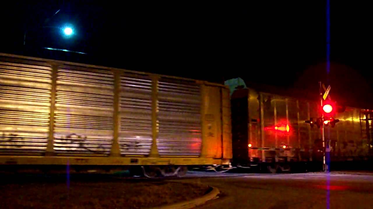 Nine Car NS Autorack - YouTube