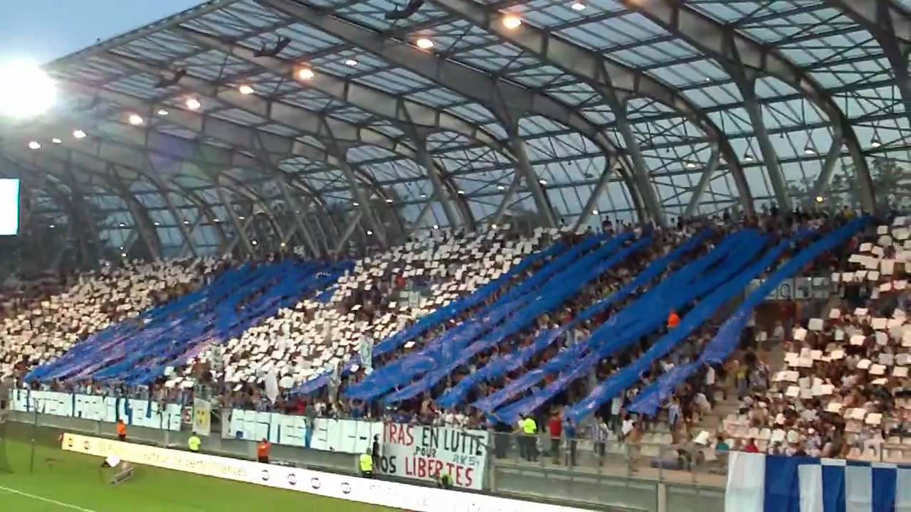 Ultras Grenoble & RED KAOS 94 / GF38 vs OM Aout 2009 - YouTube