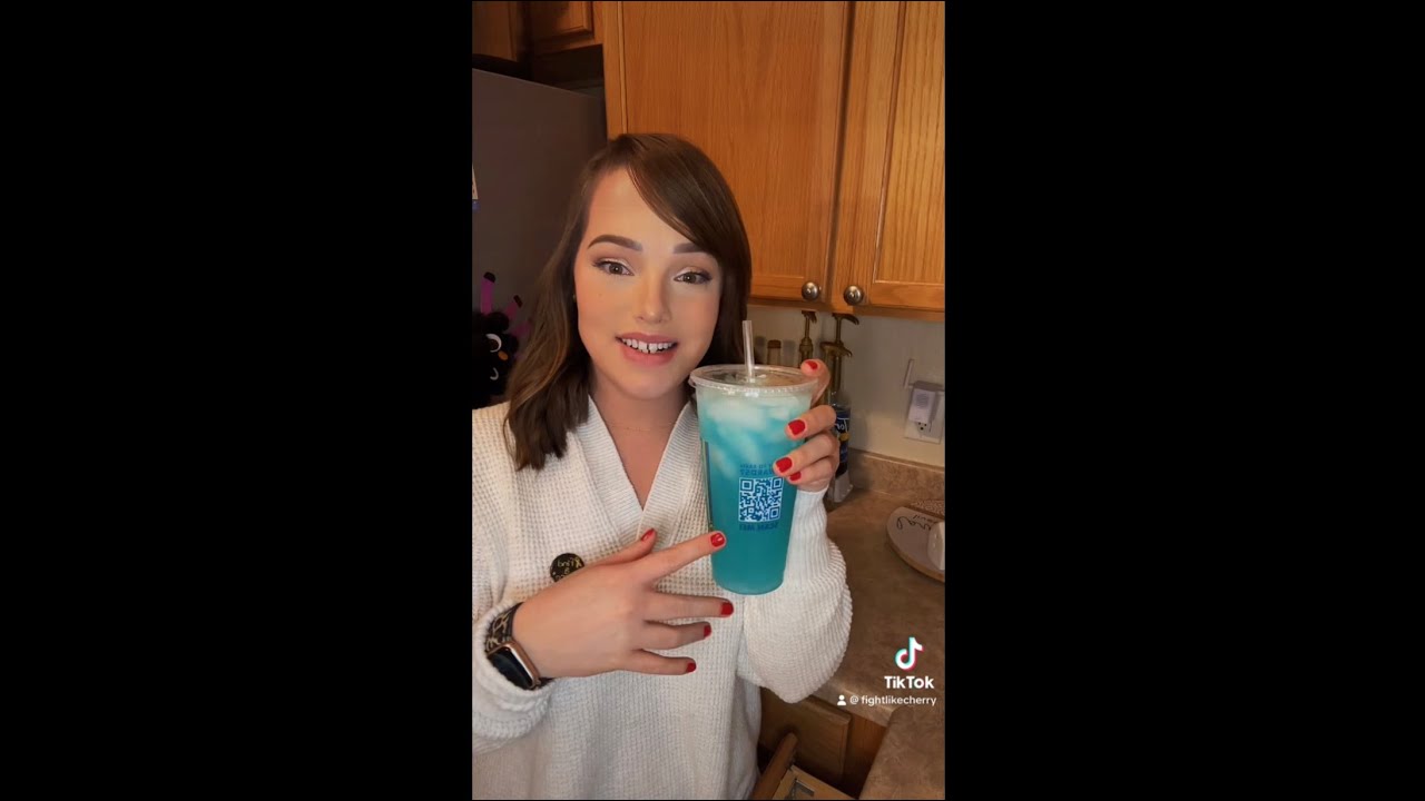 Make a Dutch Bros Electric Berry Lemonade 🍋 with me - YouTube