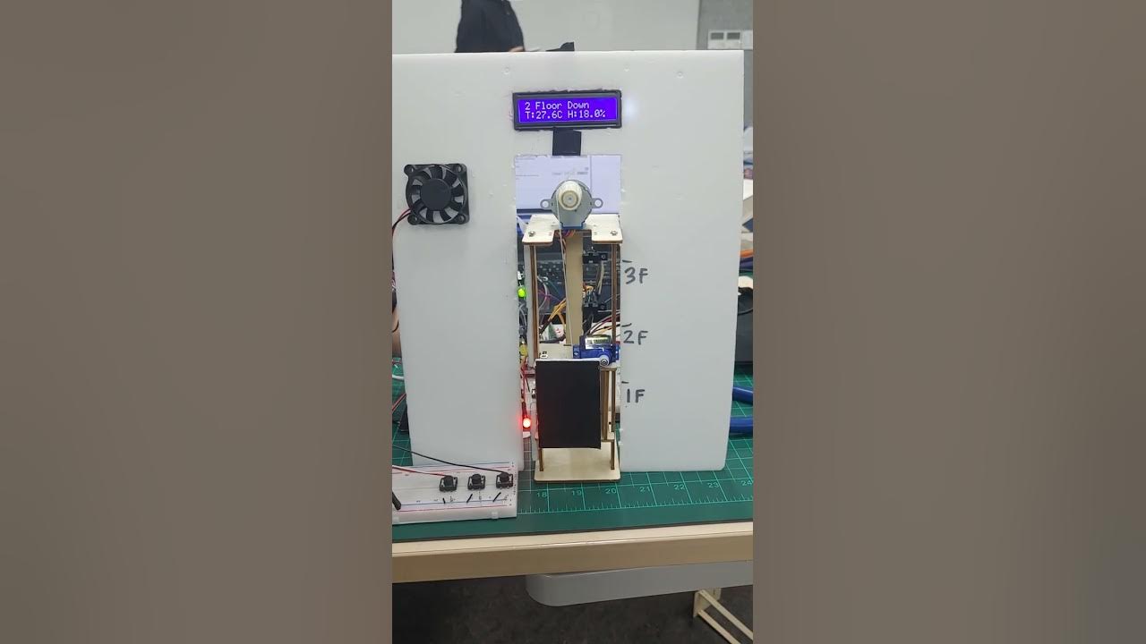 AVR Elevator 이범기 - YouTube