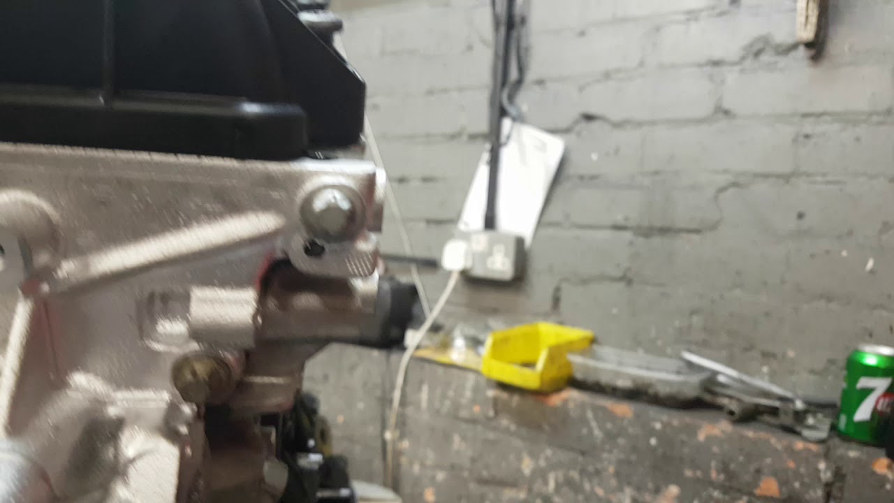 MACC UK LTD - MERCEDES SPRINTER OM651 ENGINE REBUILD - YouTube