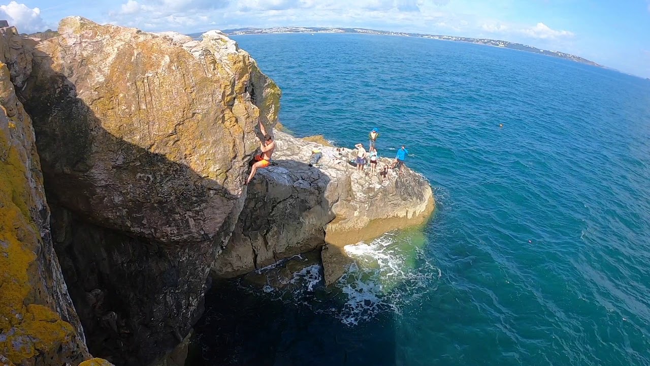 MC Navigator 7a+ - YouTube