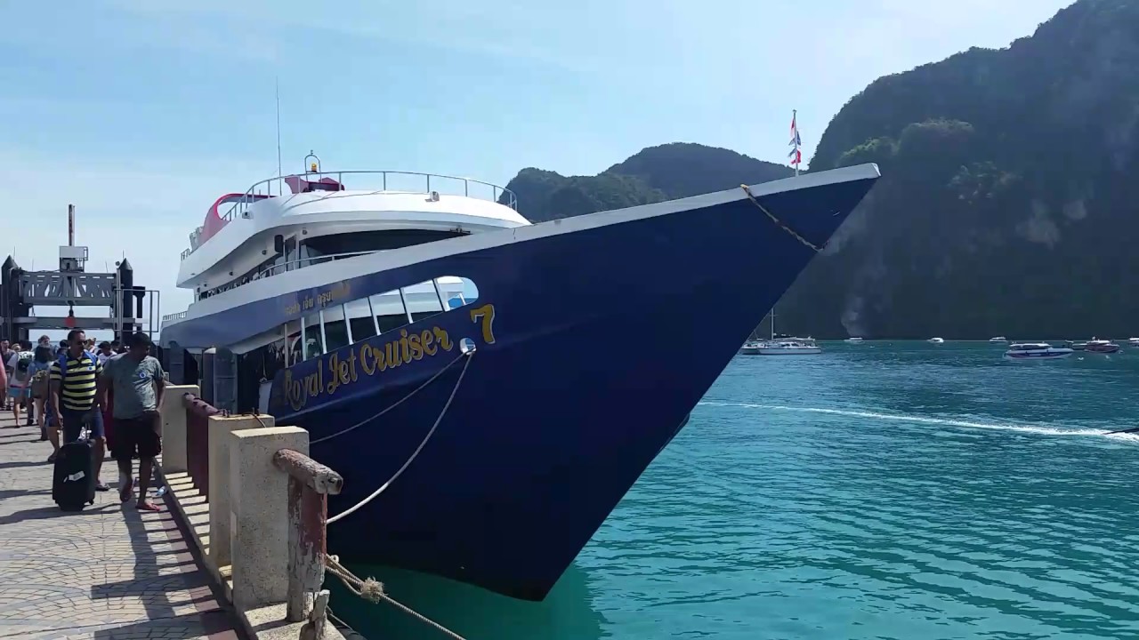 Ao Tonsai Pier on Phi Phi Island, Thailand - YouTube