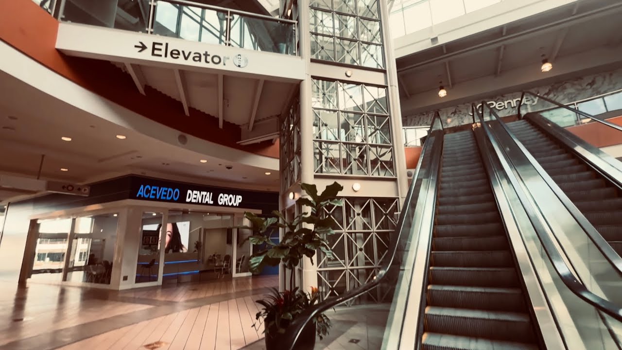 Elevator Ride | MainPlace Mall, Santa Ana, California, USA - YouTube
