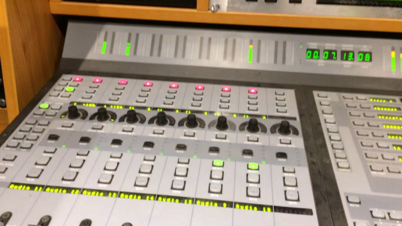 Mechlabor STM 700 with Pro Tools 2 - YouTube