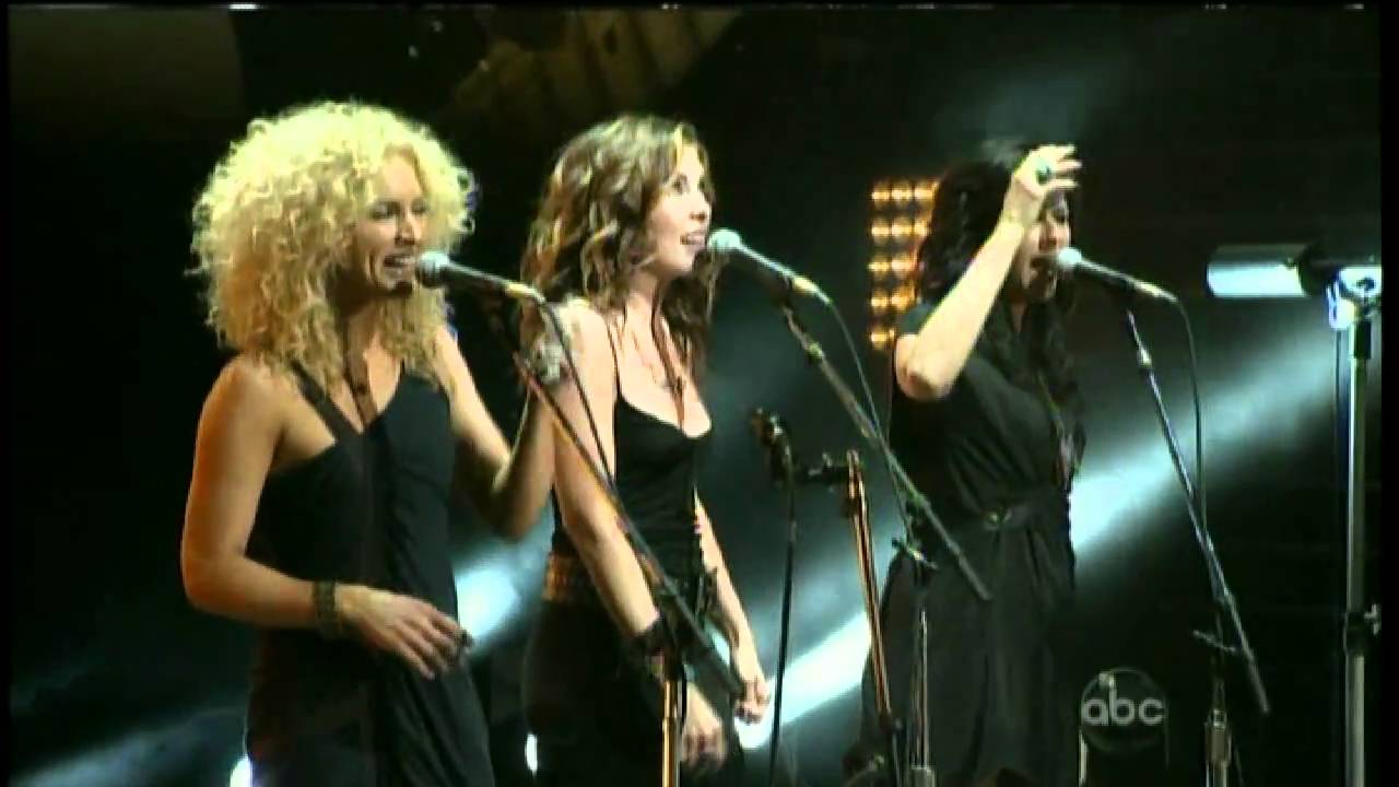 Keith Urban Stuns Fans at CMA Music Festival With an Unbelievable ...