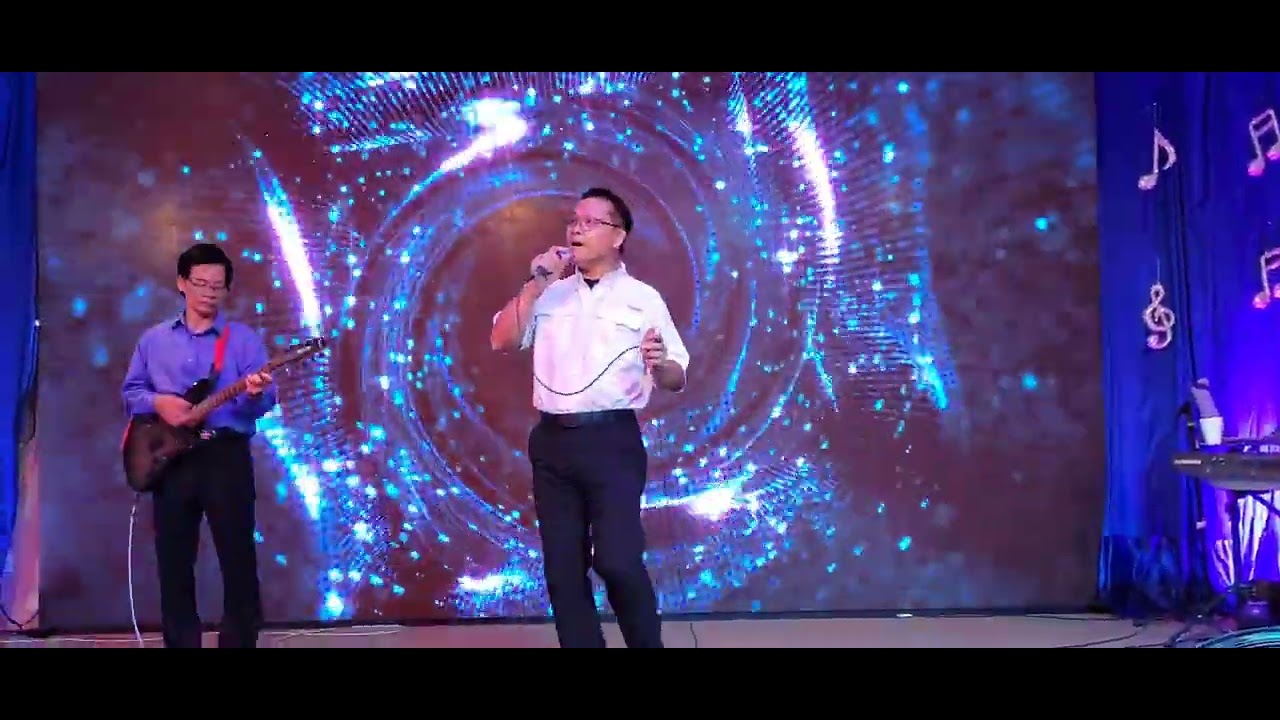 CHỢT NHƯ NĂM 18, Tiếng hát Raymond Phan 🎶🎼🎸🎤 ️💥 - YouTube