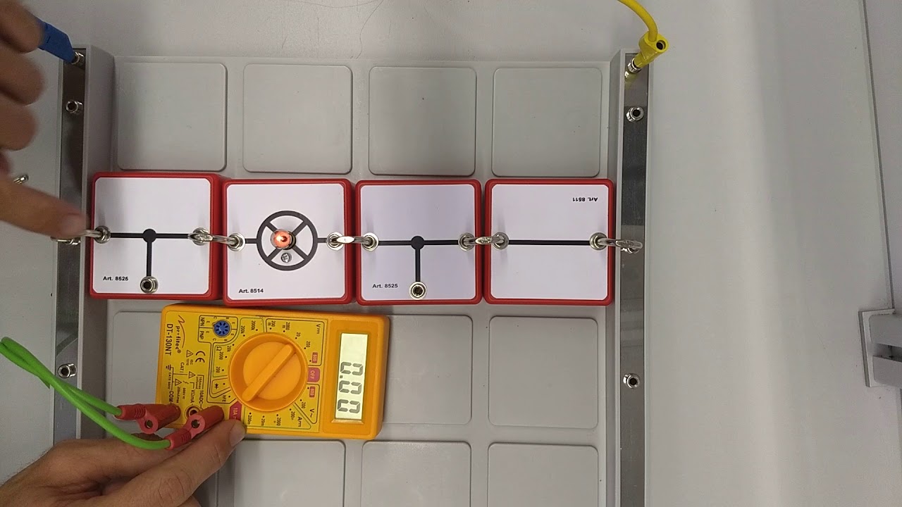Strom Messen mit dem Multimeter - YouTube