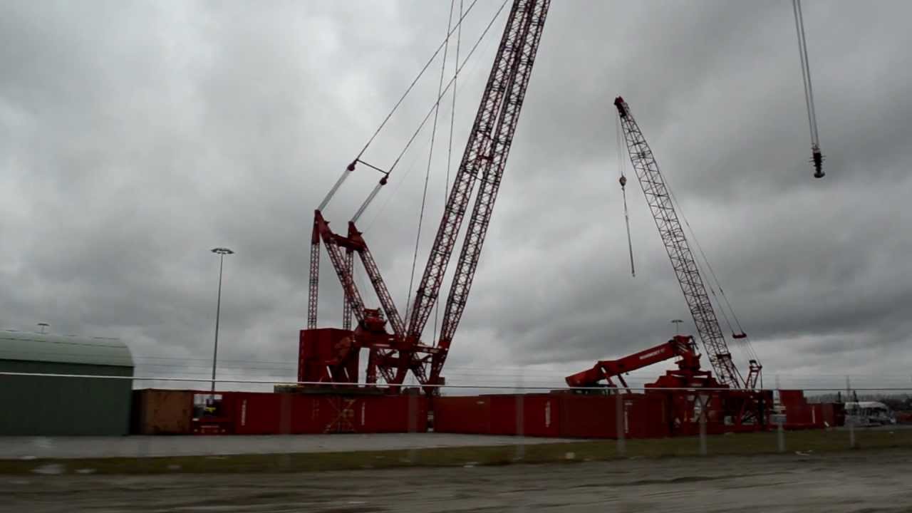 PTC 140 DS uper heavy lift crane Mammoet - YouTube
