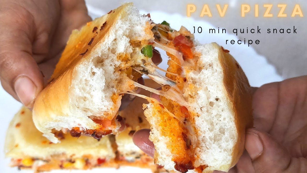 Pav Pizza | 10 min Quick Snack Recipe | क्रिस्पी चीज पिज्जा पाव कड़ाई ...