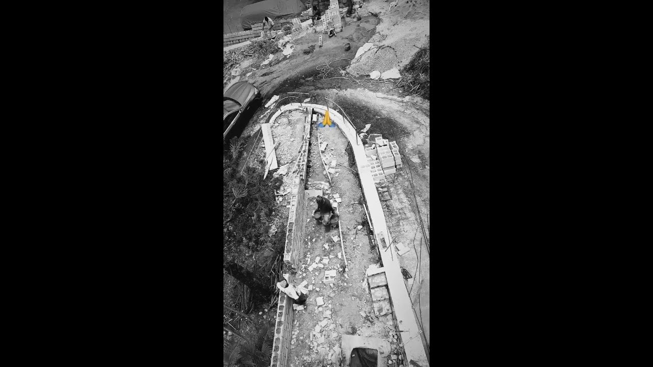 Masicka Building A Mansion On The Hill - YouTube