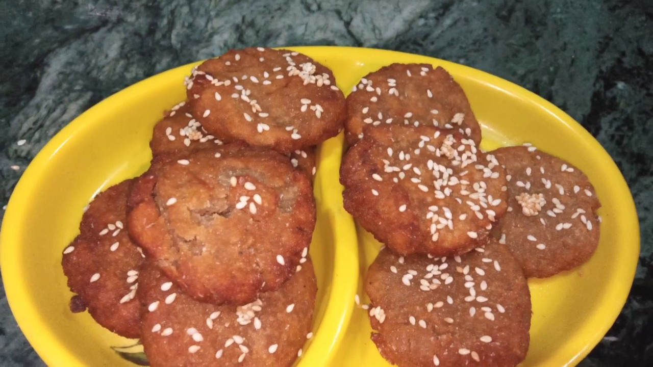 #pushpa kitchen# til gud ki Patti (recipe) - YouTube