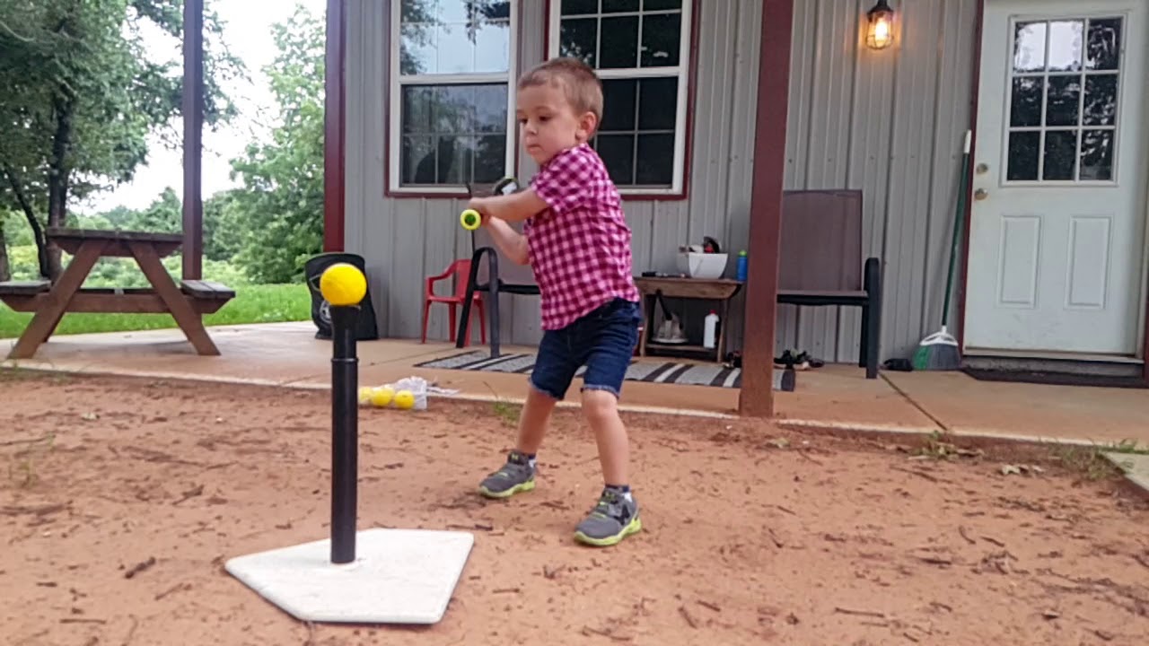 Brooks future ball player - YouTube
