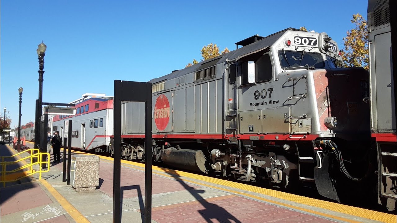 The return of JPBX 907!! And JPBX 920 overshooting bad and double header!! - YouTube