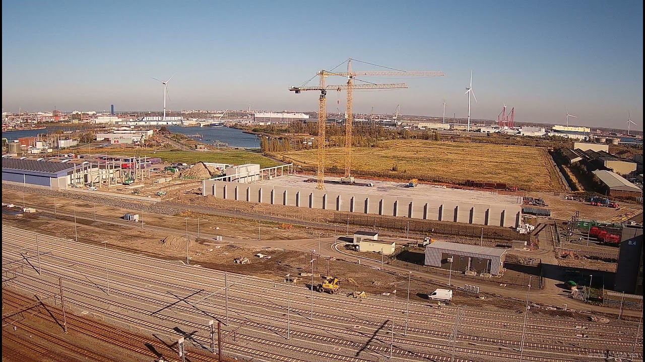 Timelapse ECS 2XL Highbay 2 - YouTube