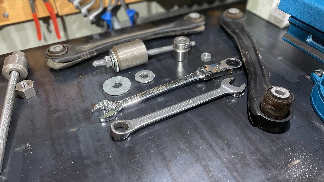 Mercedes W210 Installing Rear Suspension Bushings! - YouTube