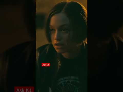 How many time travellers does it take to work out how to use a tampon? 💀 #Shorts