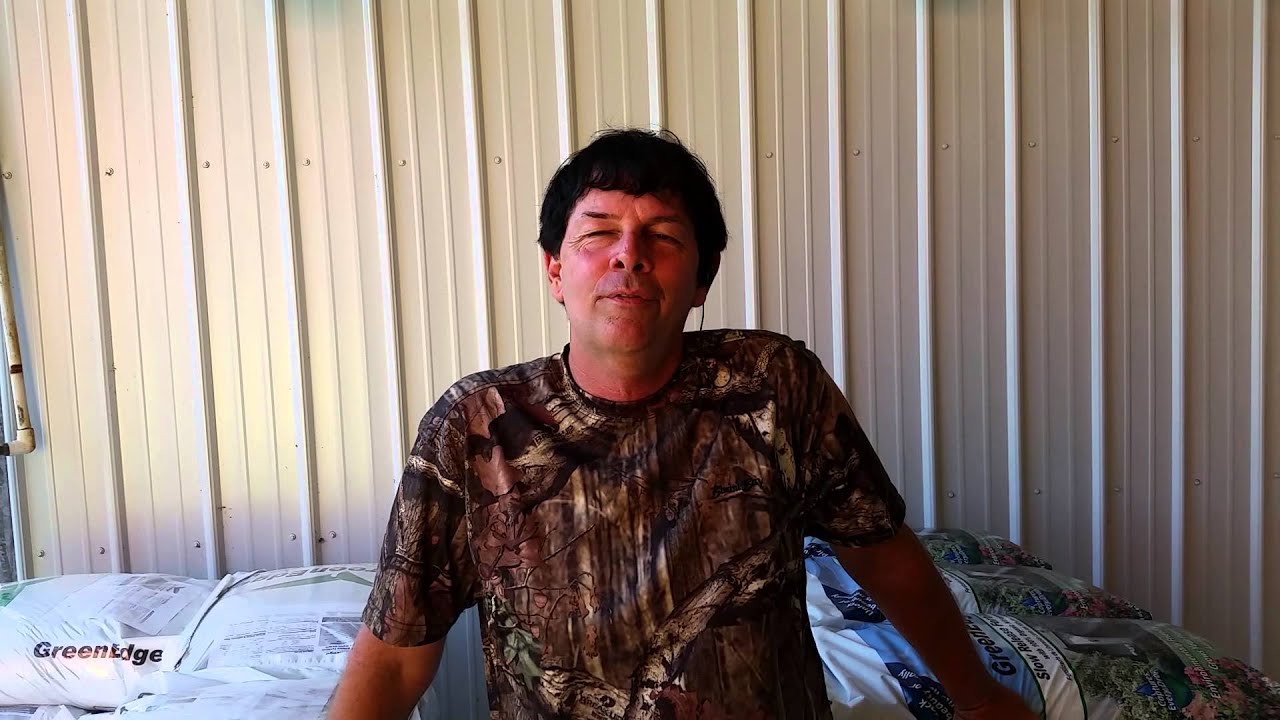 GreenEdge Fertilizer for Lawn and Garden - YouTube