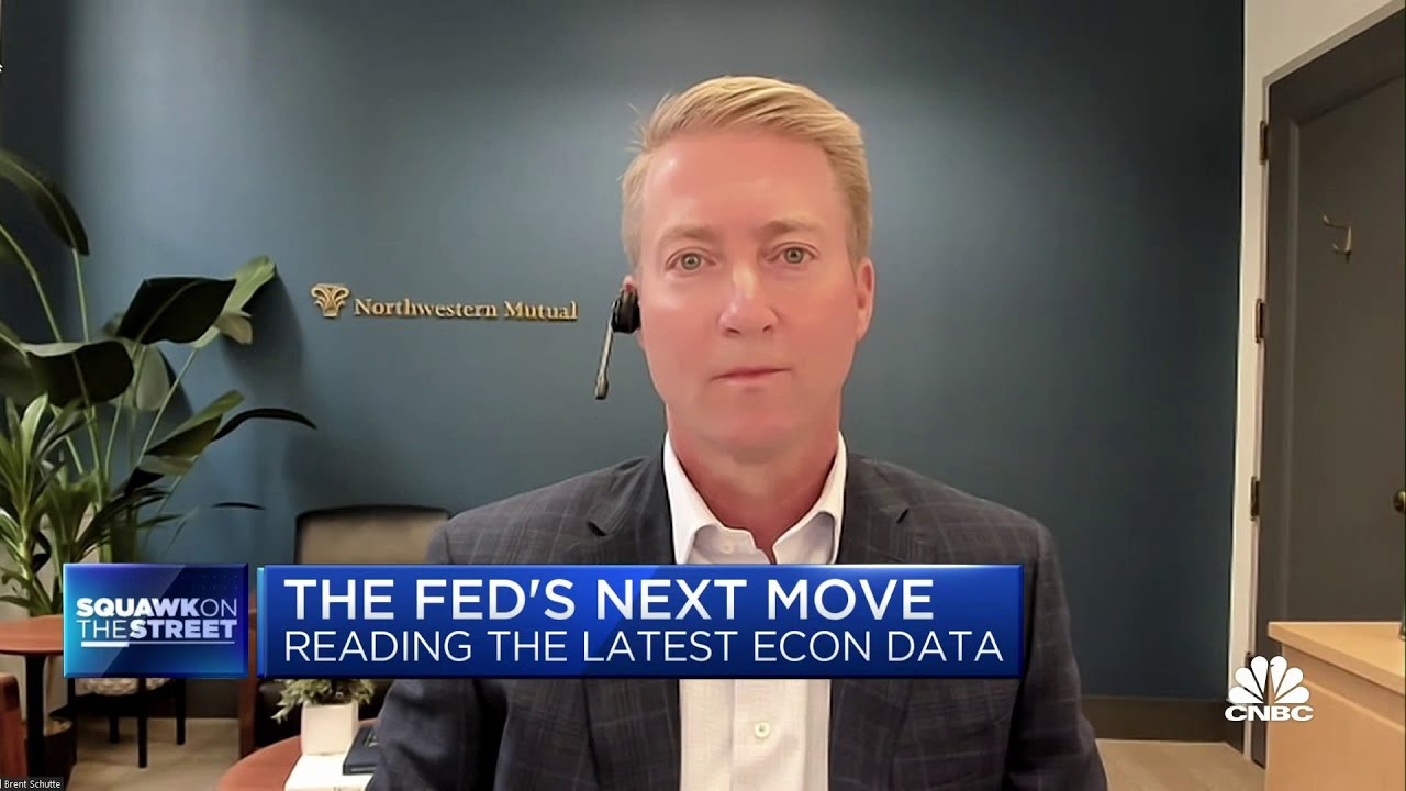 Here's why Northwestern's Brent Schutte is expecting a mild recession ...