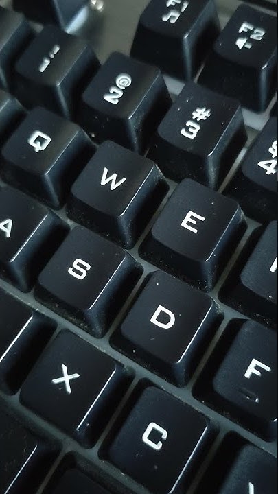 how to use WASD keys - YouTube