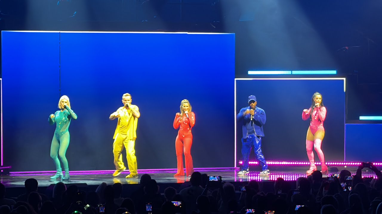 Intro & S Club Party - S Club Good Times Tour - London 28.10.23 - YouTube