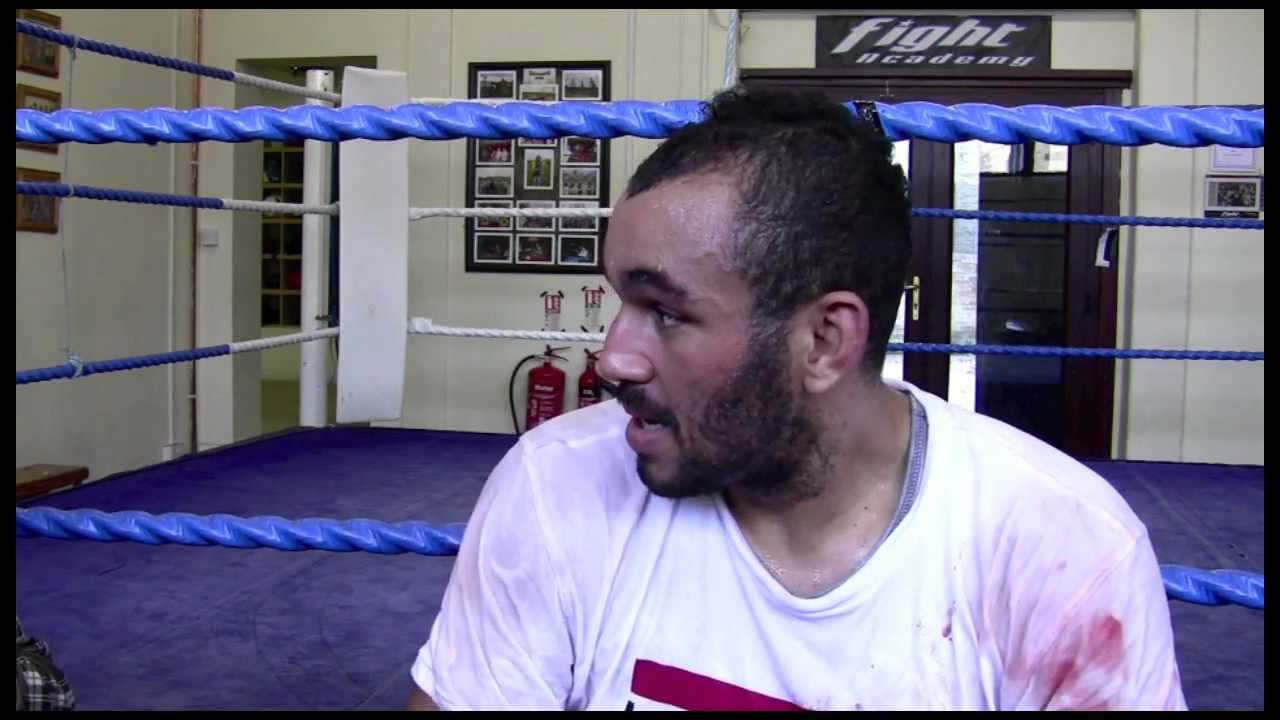 Heavyweight boxer Carl Spencer talks about sparring with Matt Skelton ...