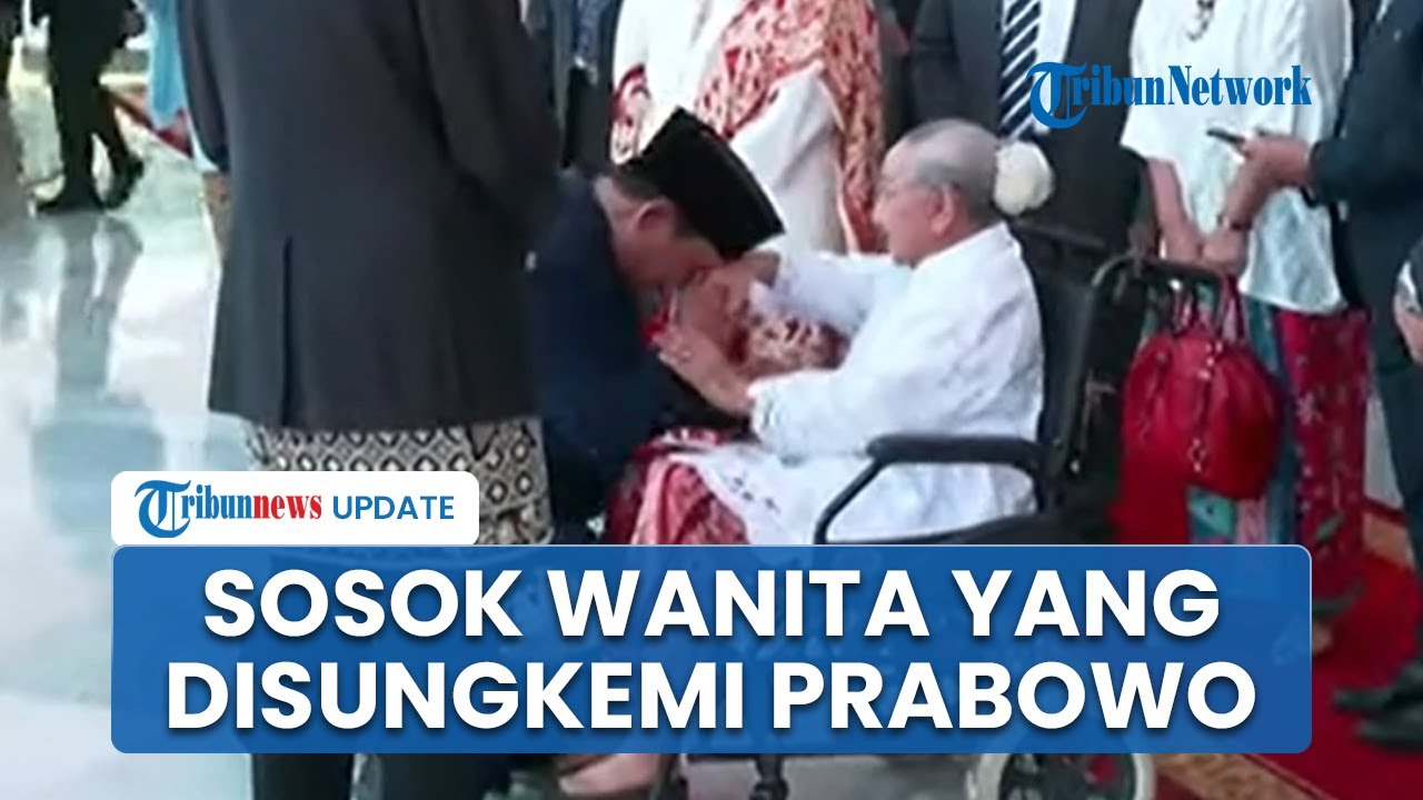Presiden Prabowo Sungkem dan Cium Tangan Wanita Berusia 105 Tahun di ...