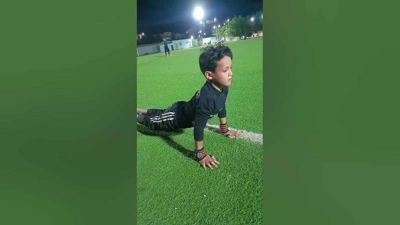 The strongest 10-year-old boy breaks a world record of 505 Pushup Wow exercises @max_true - YouTube