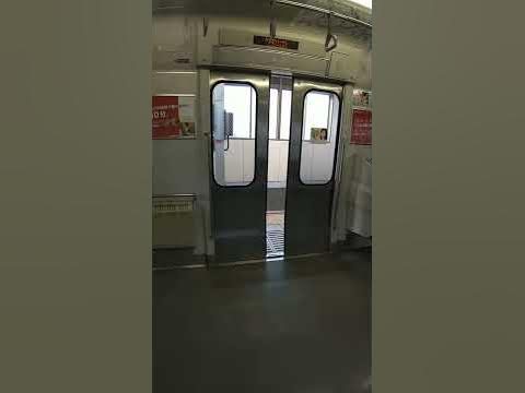 【微妙？w】横須賀線E217系ドア閉 - YouTube