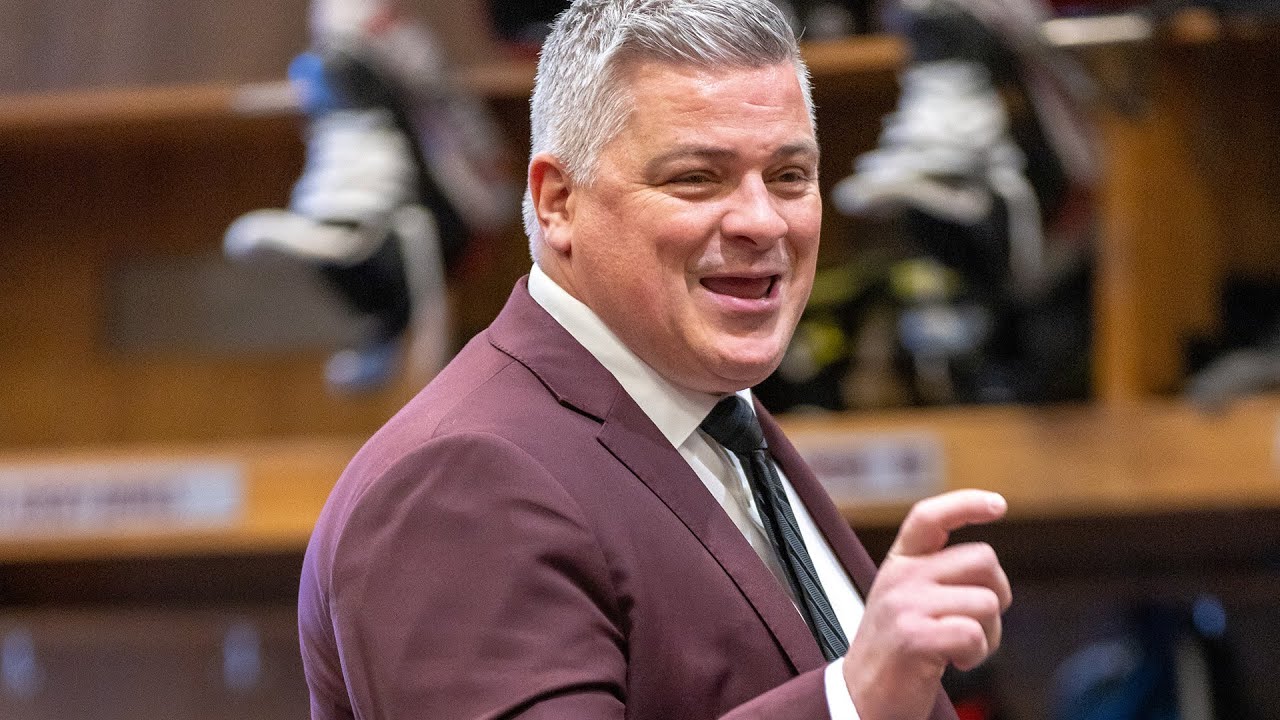 Coach Keefe addresses squad after 3-2 win over Oilers - YouTube