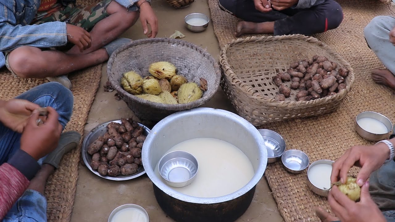 Village Organic Food Time || Working and Having food Together - YouTube