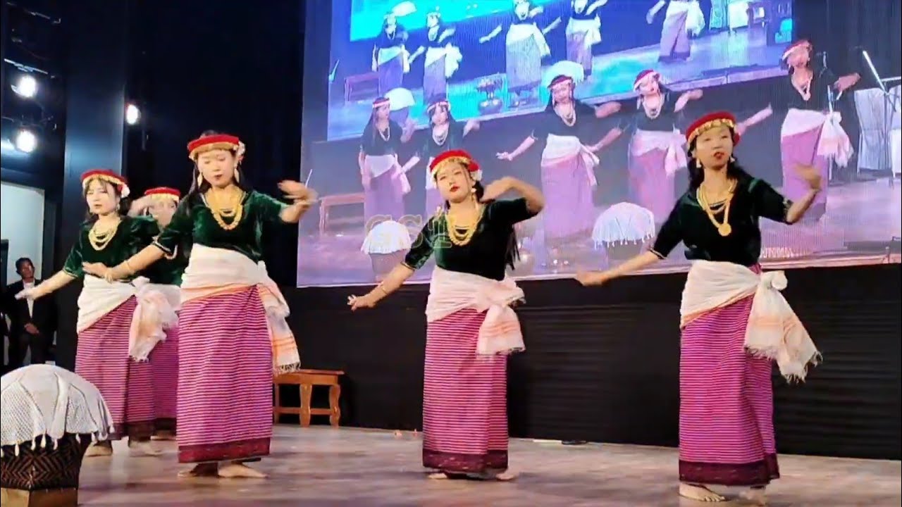 Meetei semi folk dance on 46th Foundation Day of AAMSU - YouTube