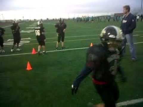 Lineman vs linebacker - YouTube