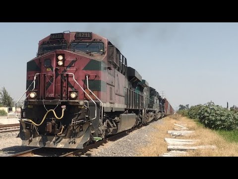 increíble par de ferrosures rumbo al distrito Sayula con la consentida de "FSRR 4425" - YouTube