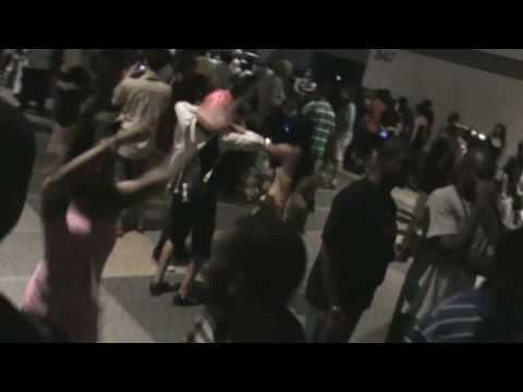 Otakon 2008 rave - YouTube