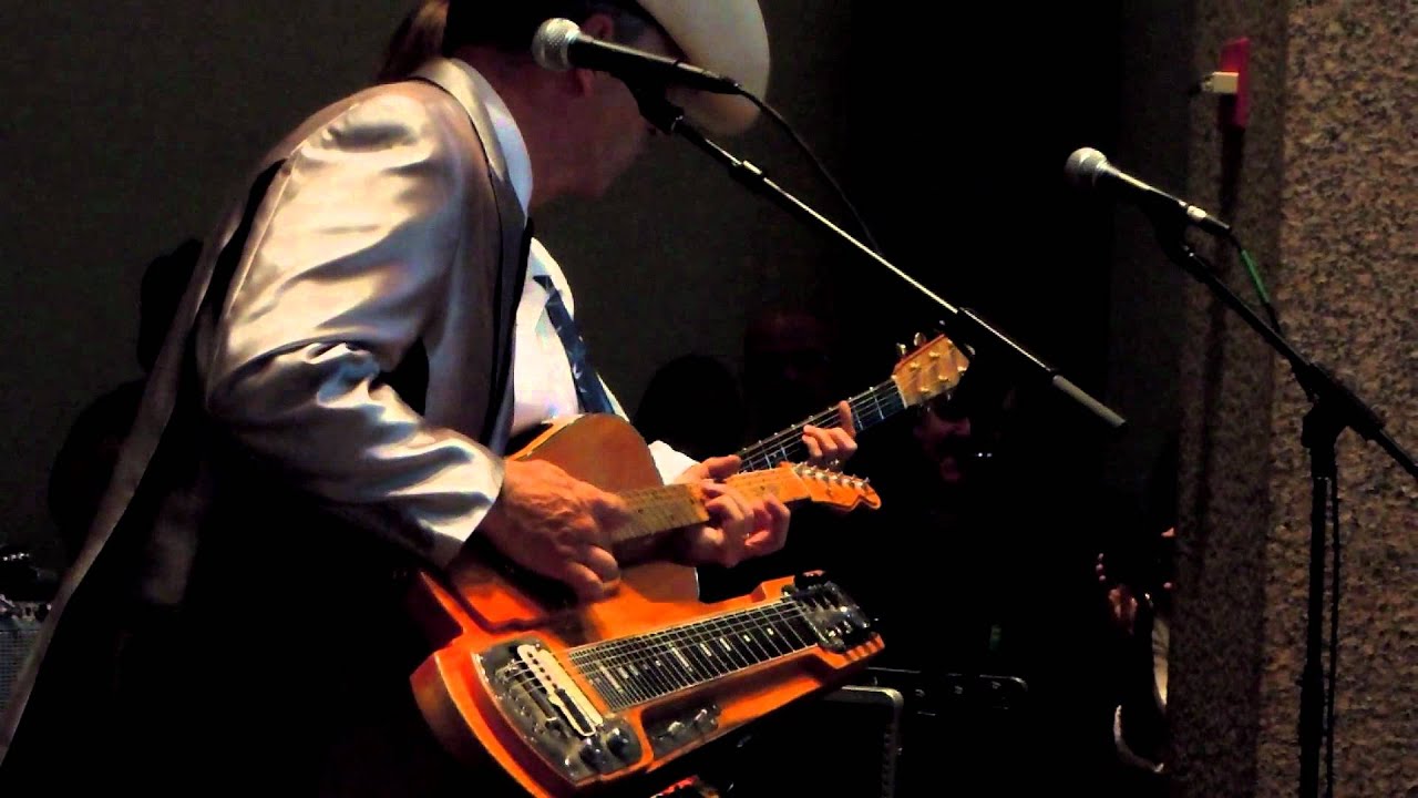 Hottest "Guit-steel" Guitar: Junior Brown at Music Under the Stars ...
