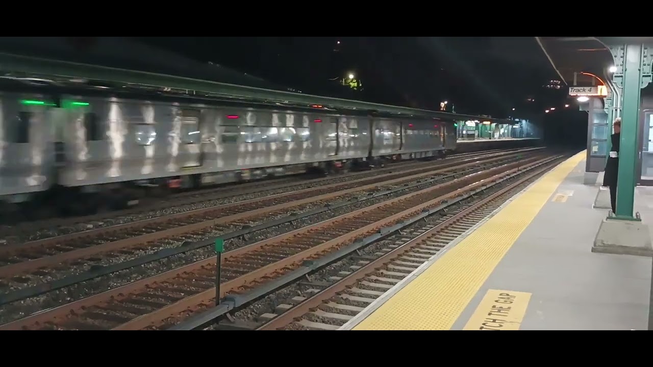 Dobbs Ferry, NY up-close - MNR express train, December 5, 2023 - YouTube