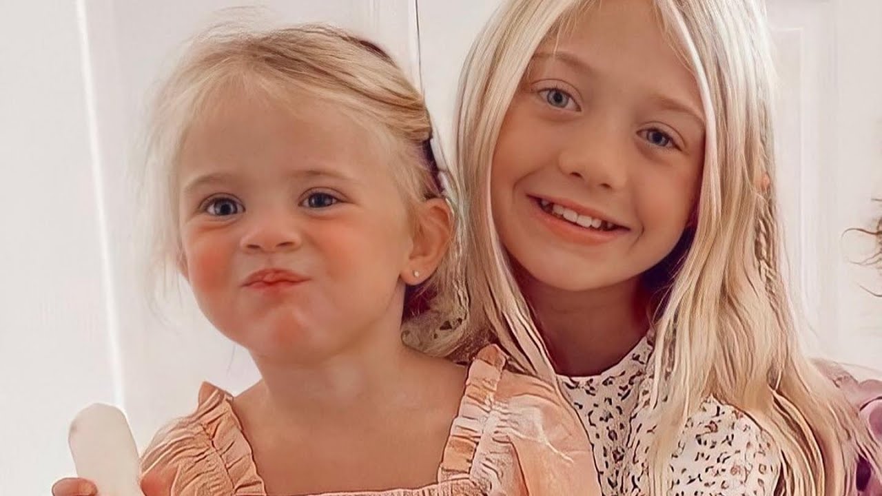 EVERLEIGH ROSE AND POSIE LABRANT SINGING HALLELUJAH TOGETHER - YouTube