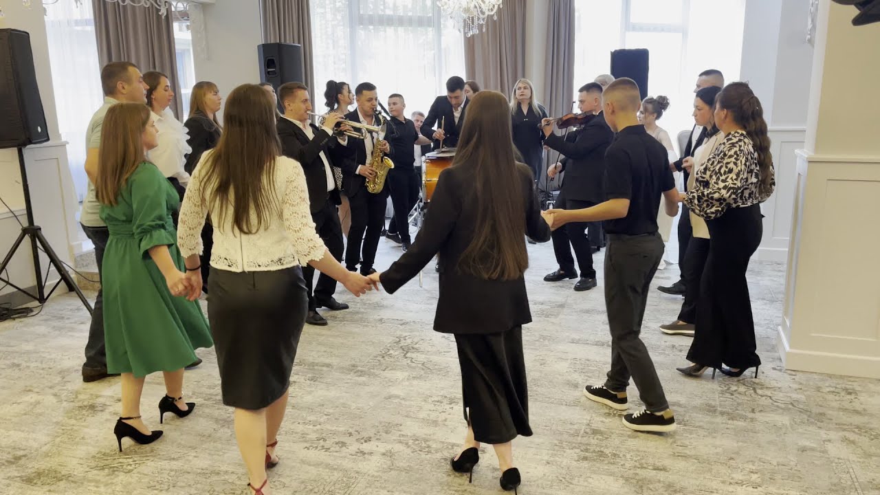 Formatia Elegant cu o instrumentala - YouTube