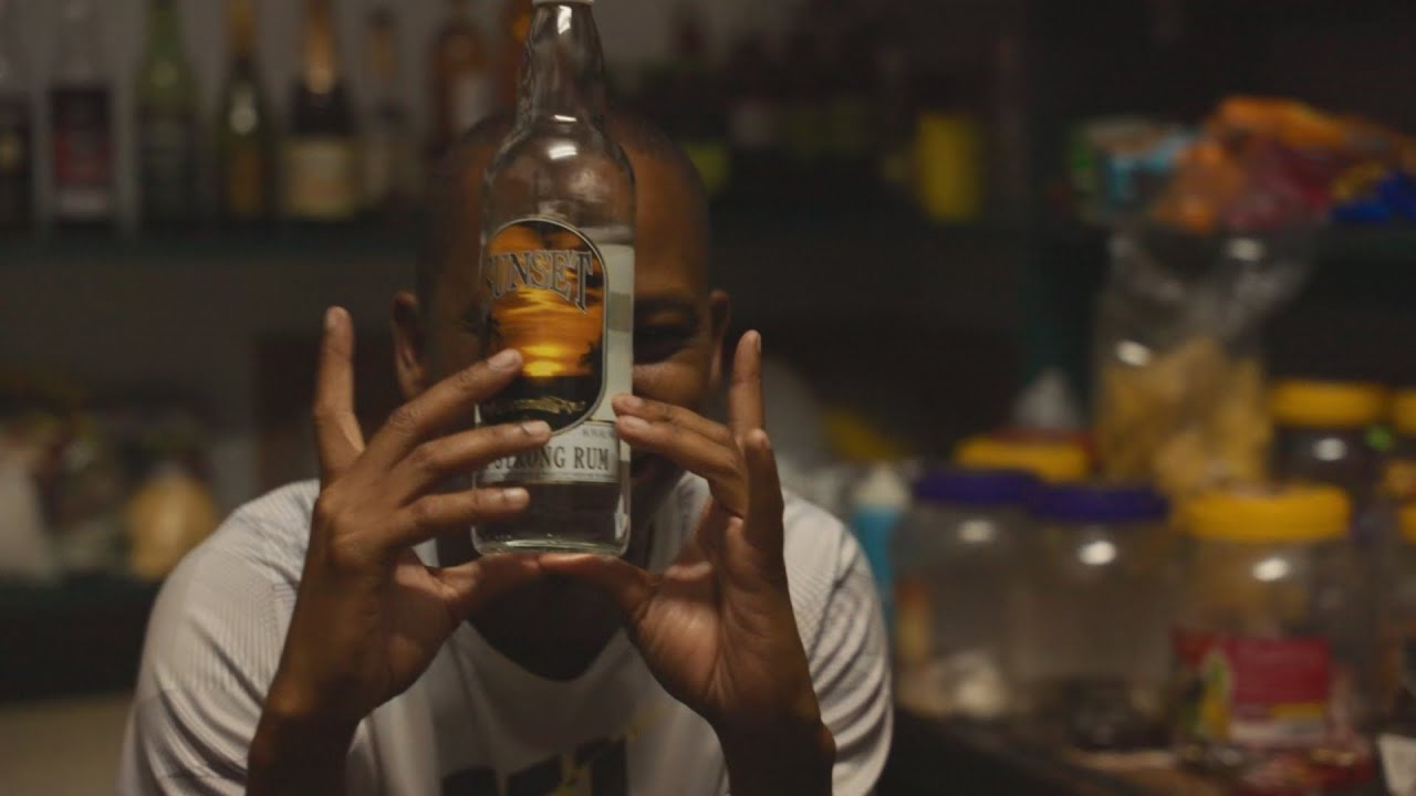 VINCY PEOPLE TOO REAL, inside the Best Bar in STUBBS 🇻🇨 ️ - YouTube