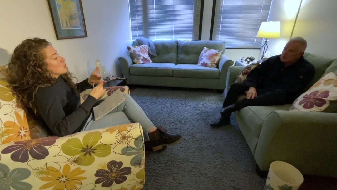 Mike Jerrick sits down with Jennifer Flynn, a medium - YouTube