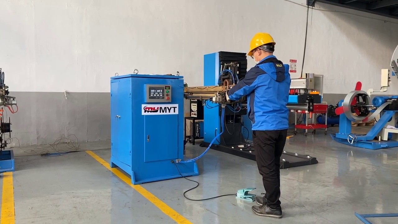 MYT Stitchwelder machine for round duct HAVC duct seam welding - YouTube