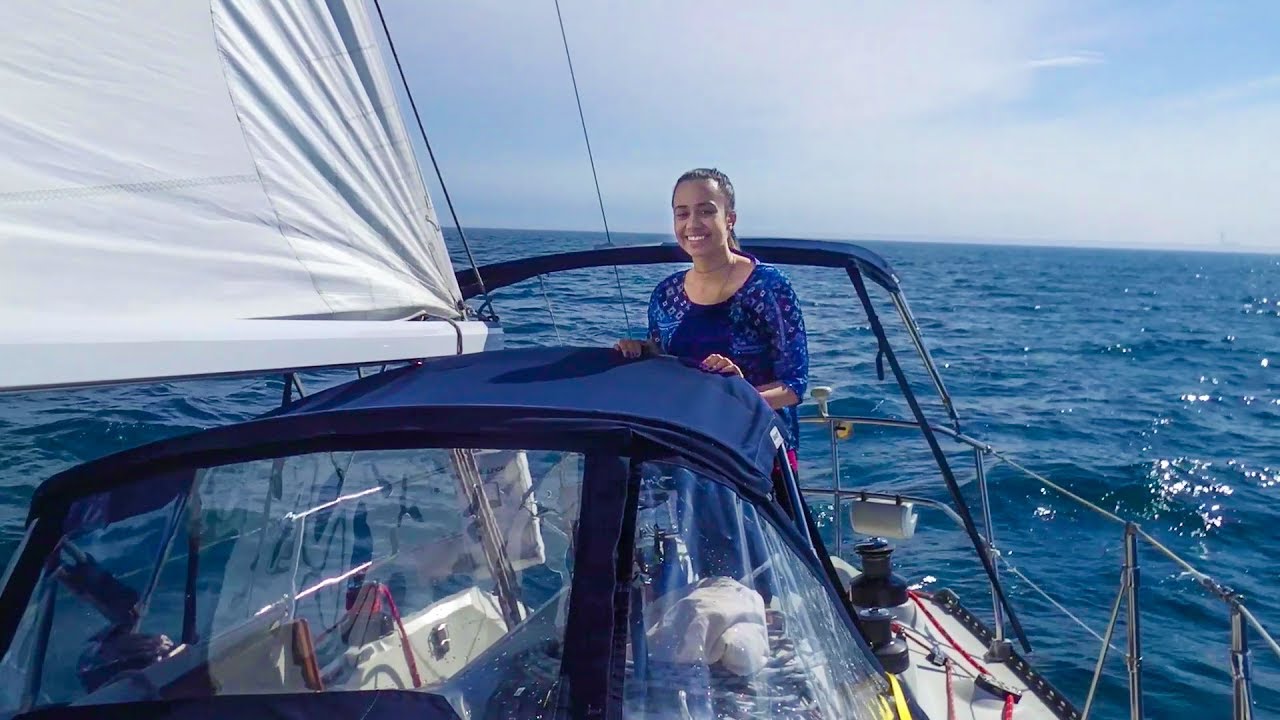 Lake Michigan Sailing - YouTube