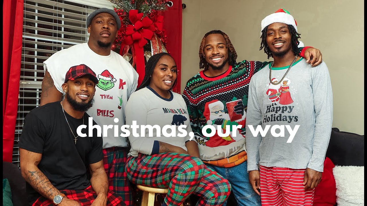 A Day in the Life During the Holidays: Christmas Games and Family - YouTube